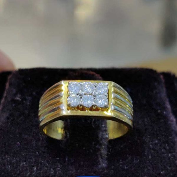 Diamond Gold Gents Ring | TAJ Diamond