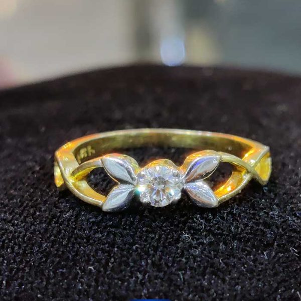 Solitaire Diamond Gents Ring Luxurious Design For Men