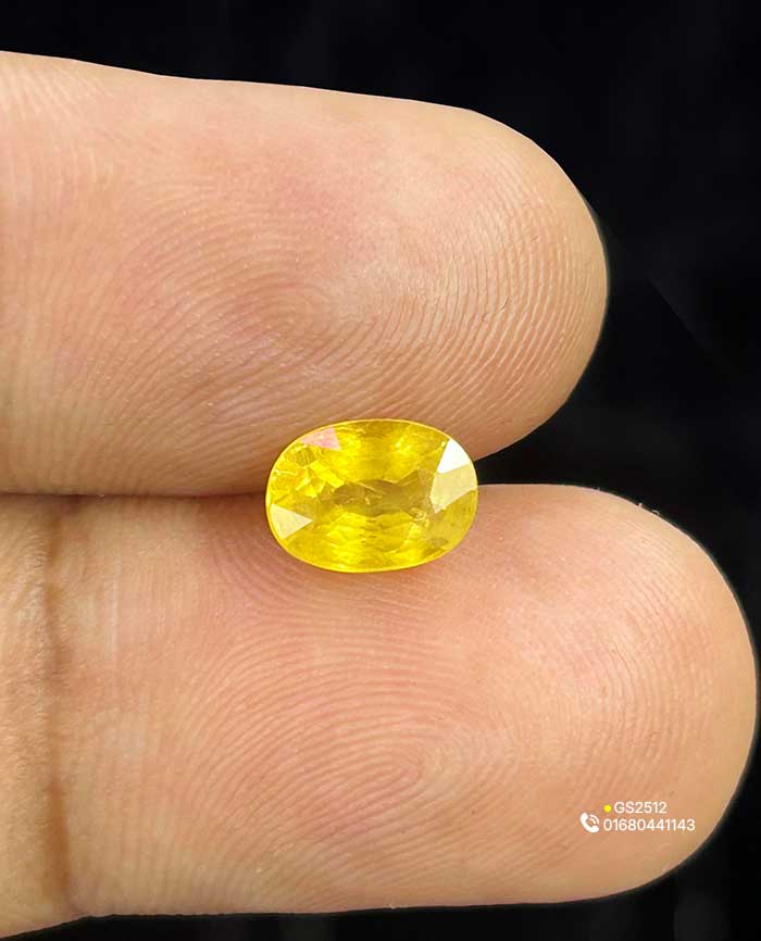 Certified Pukhraj Stone Online – Natural Yellow Sapphire Gem